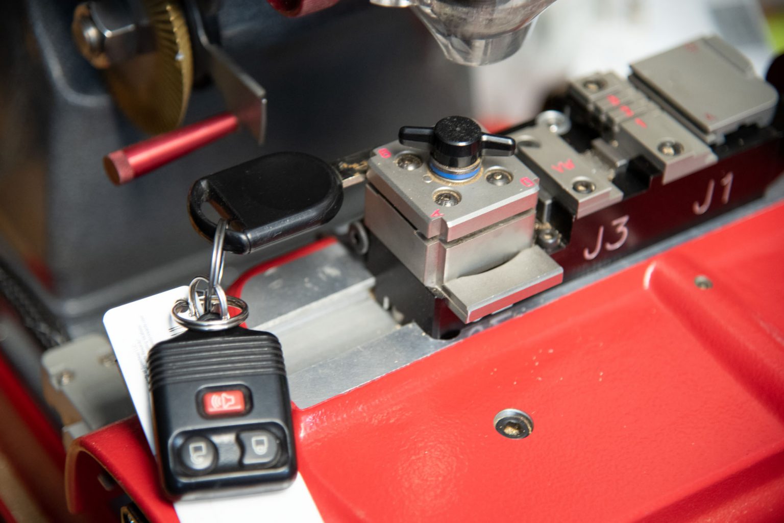 Free Locksmith Images - Elegant Lock & Key | Must give a back-link!